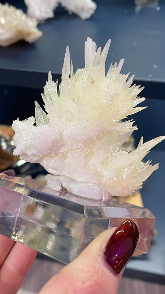 Calcite – The Crystalary